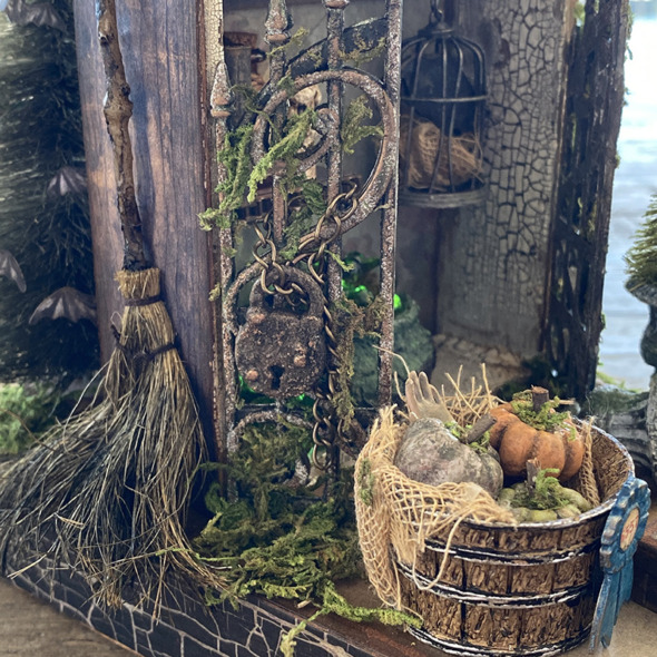 Witches Potting Shed – iGirlZoe, Crafter & Tim Holtz Addict