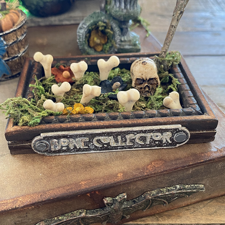 Witches Potting Shed Part 3 – iGirlZoe, Crafter & Tim Holtz Addict